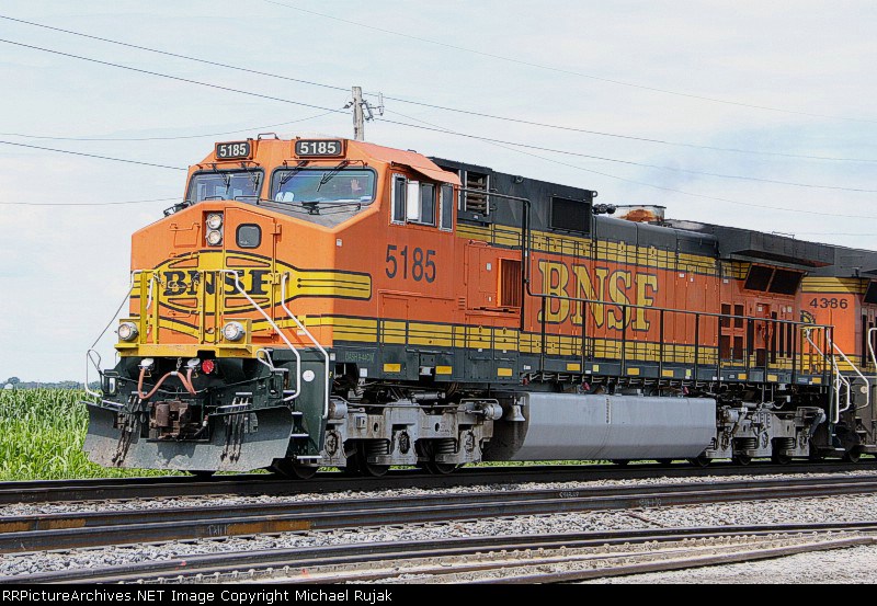 BNSF 5185